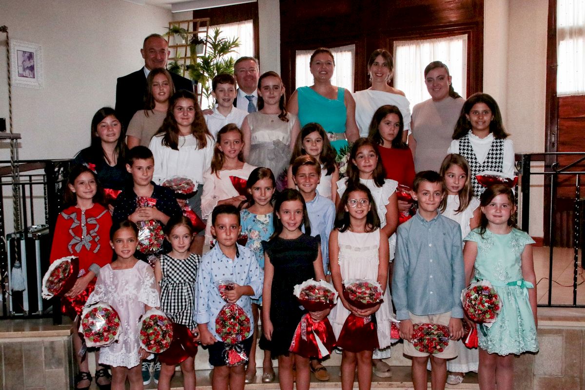 Lucía Palos y Anabela Raduta ya son las Falleras Mayores de Barri La ...