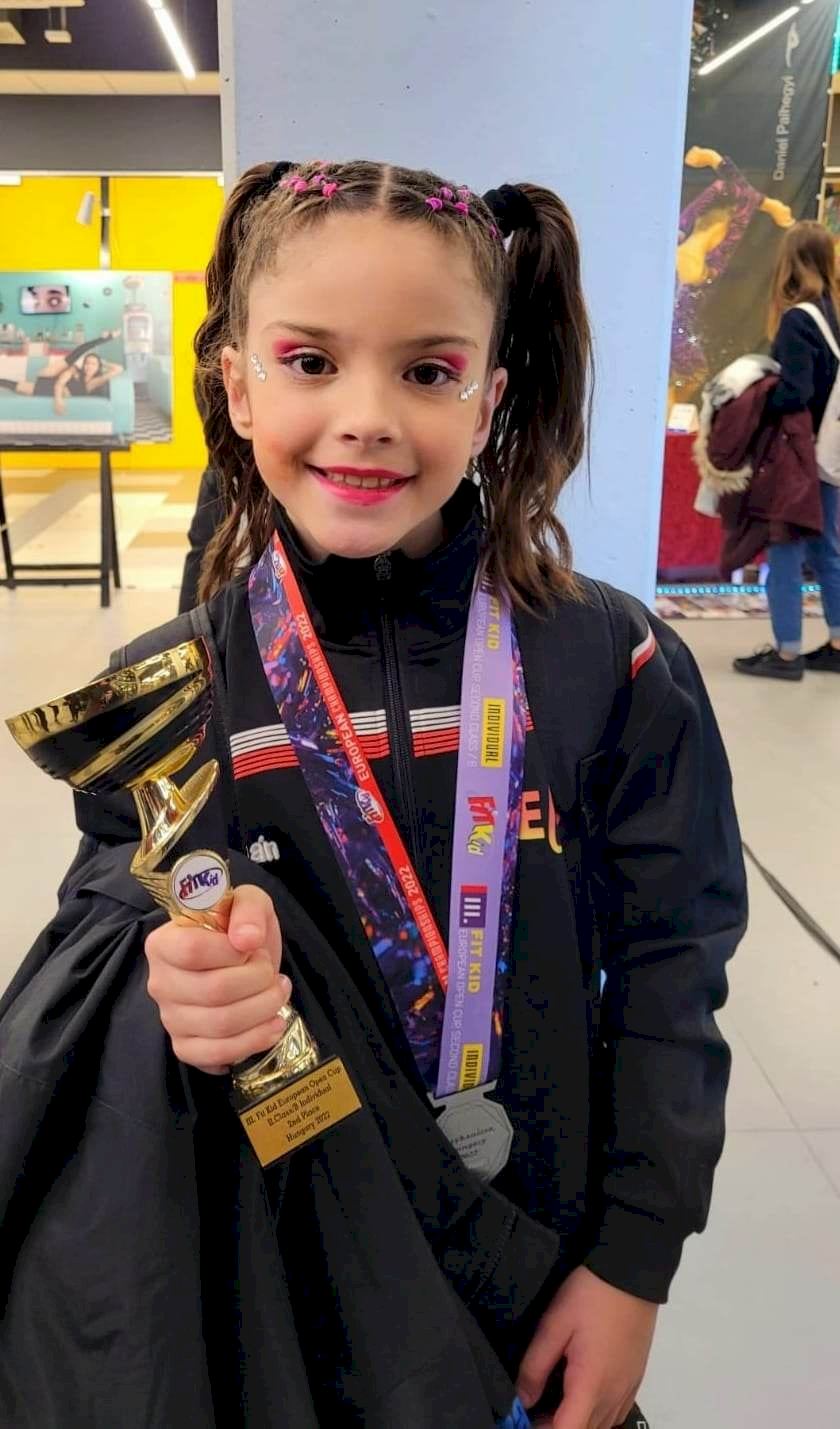 Alessia Iarina Dinu Banica, subcampeona de Europa en el Campeonato de ...